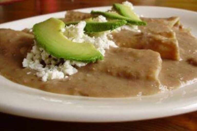 Comida típica de Puebla: Los 12 platillos emblemáticos