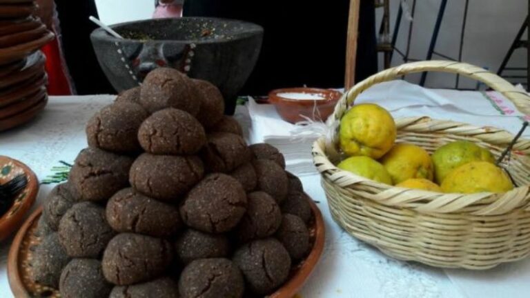 Comida Típica de Michoacán: 12 platillos emblemáticos - viajaBonito