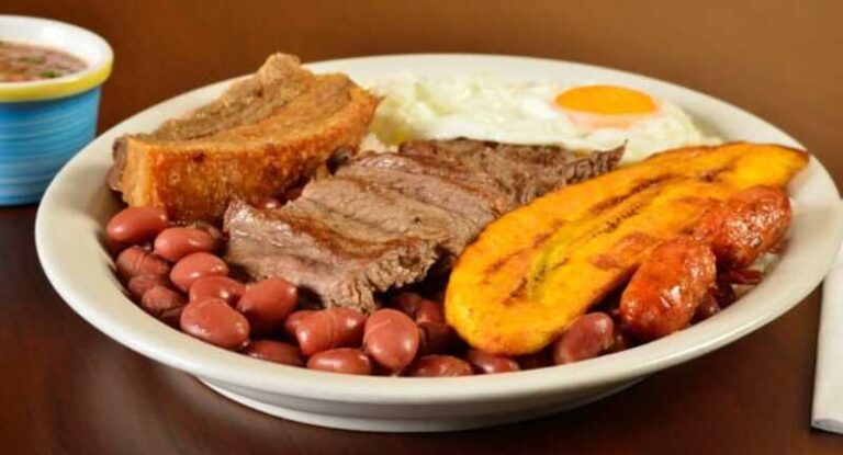 Comida Colombiana: Sus 20 platillos más ricos y sorprendentes