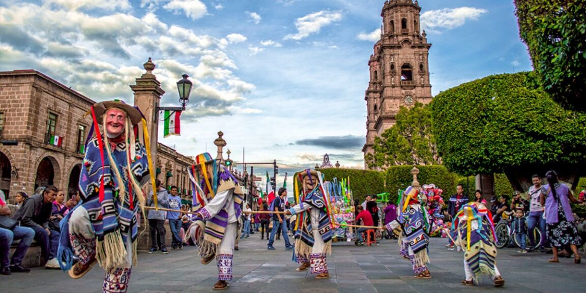 Tlalpujahua Michoacán: Pueblo Mágico de navidad eterna