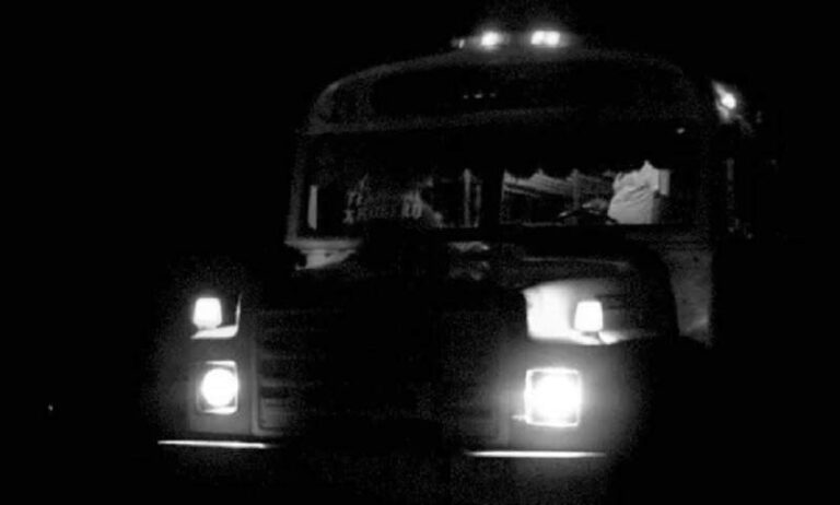 El autobús fantasma la leyenda que eriza la piel - viajaBonito