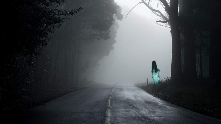 El autobús fantasma la leyenda que eriza la piel - viajaBonito